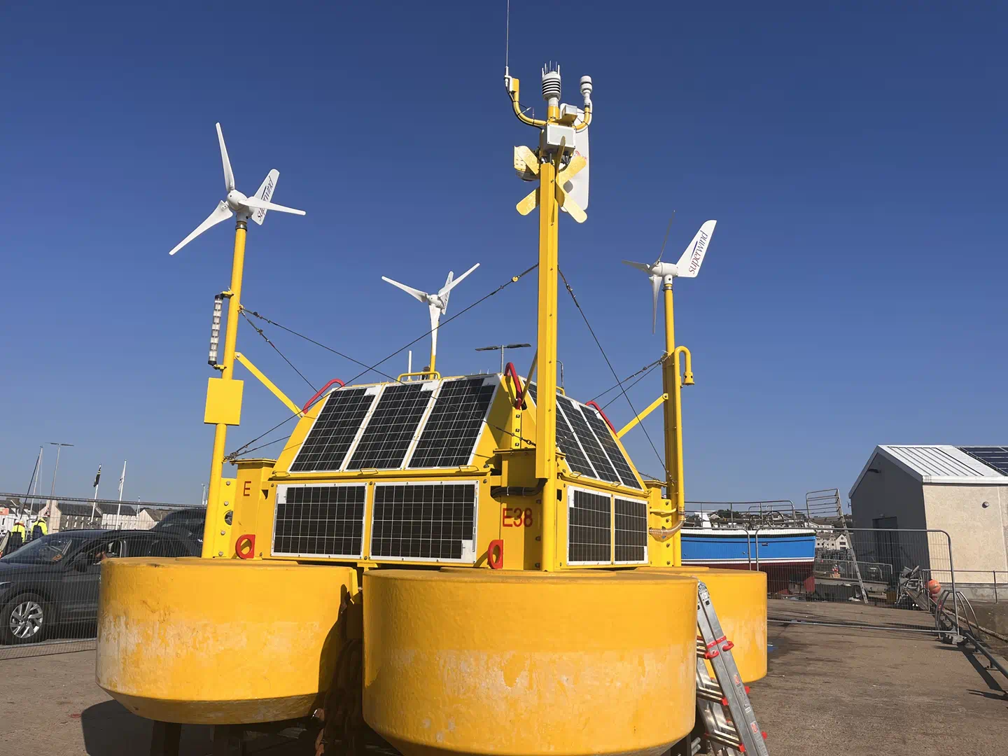 Monitoring launched at Stromar Floating Offshore Wind Farm site - EOLOS
